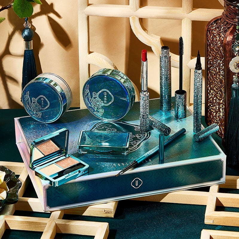 Makeup Sets Made for Real Life – Glamour Glow